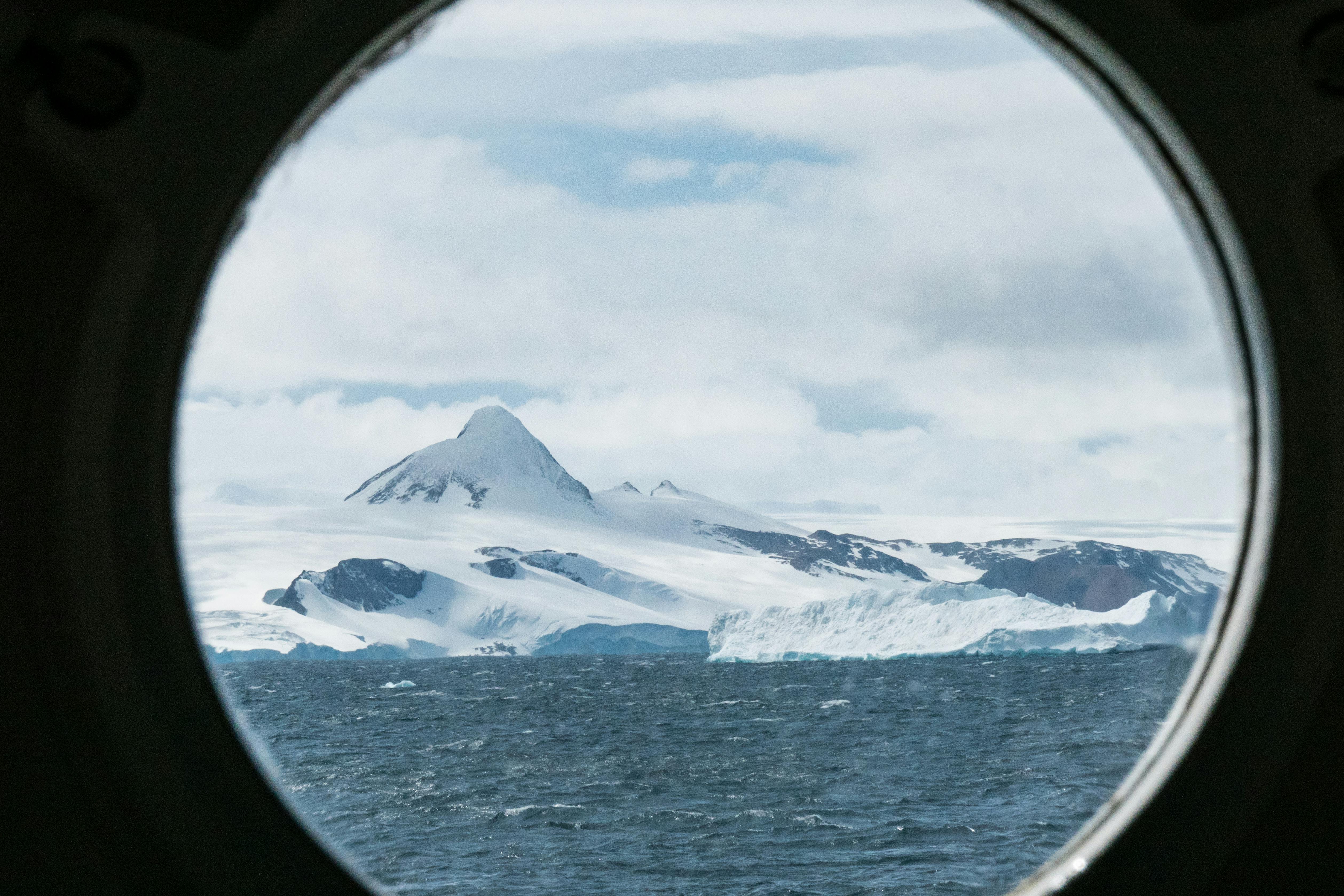 Top Luxury Antarctica Cruises for 2026 - EverBlue Expeditions